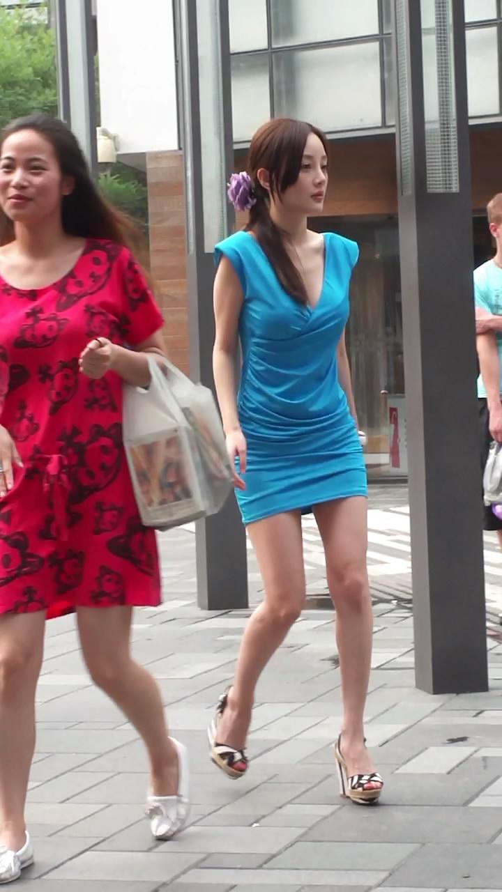 北京の街中でひときわ目立っていた美女を盗撮した写真 ポッカキット